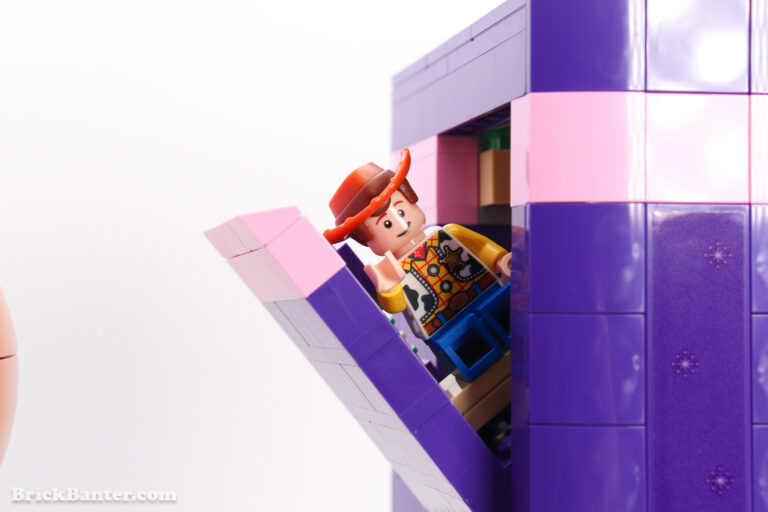 Review: LEGO ǀ Disney and Pixar Toy Story Slinky Dog Bookends